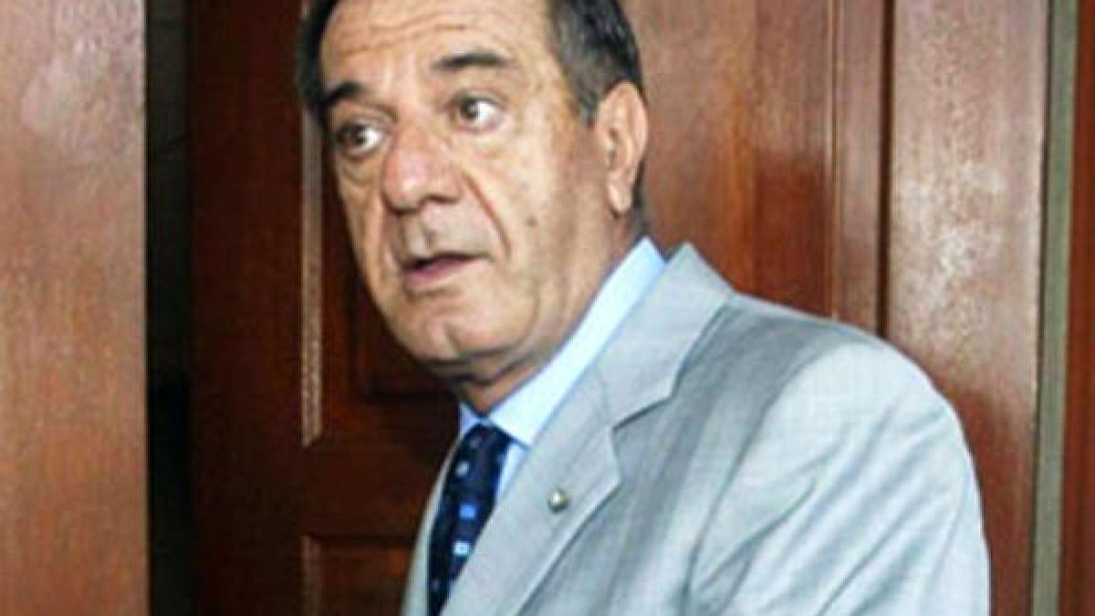 போபர்ஸ் ஊழல் 'நாயகன்' குவாத்ரோச்சி மாரடைப்பால் மரணம் | Bofors scam ...