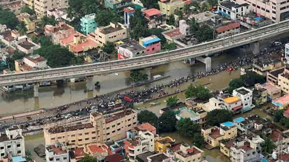 வெள்ளம் வடிந்தது: சைதாப்பேட்டை மறைமலை அடிகள் பாலத்தில் போக்குவரத்து ...