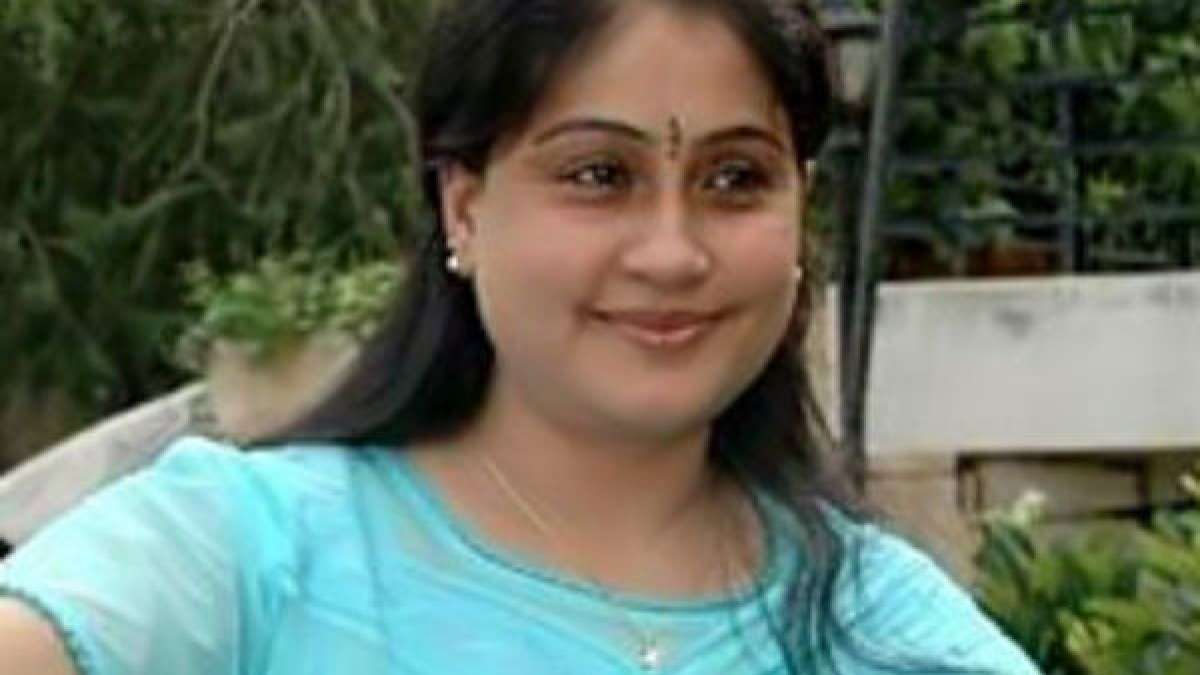 நடிகை விஜயசாந்தி வீட்டில் நகை திருட்டு: பணிப்பெண் கைது- நகைகள் மீட்பு ...