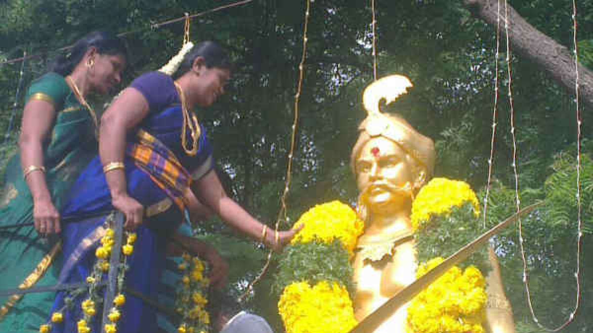 இன்று பூலித் தேவரின் 301வது பிறந்த நாள்... தலைவர்கள் மரியாதை... பலத்த ...