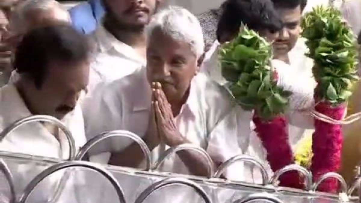 கருணாநிதியின் இறப்பு தேசத்துக்கு பேரிழப்பாகும்- உம்மன் சாண்டி | Umman ...