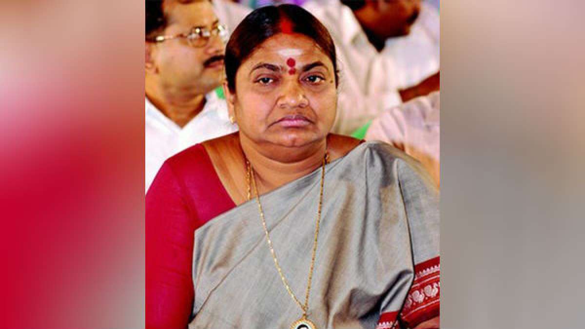 முன்னாள் அமைச்சர் பா.வளர்மதி கொரோனா பாதிப்பு- சென்னை மருத்துவமனையில் ...