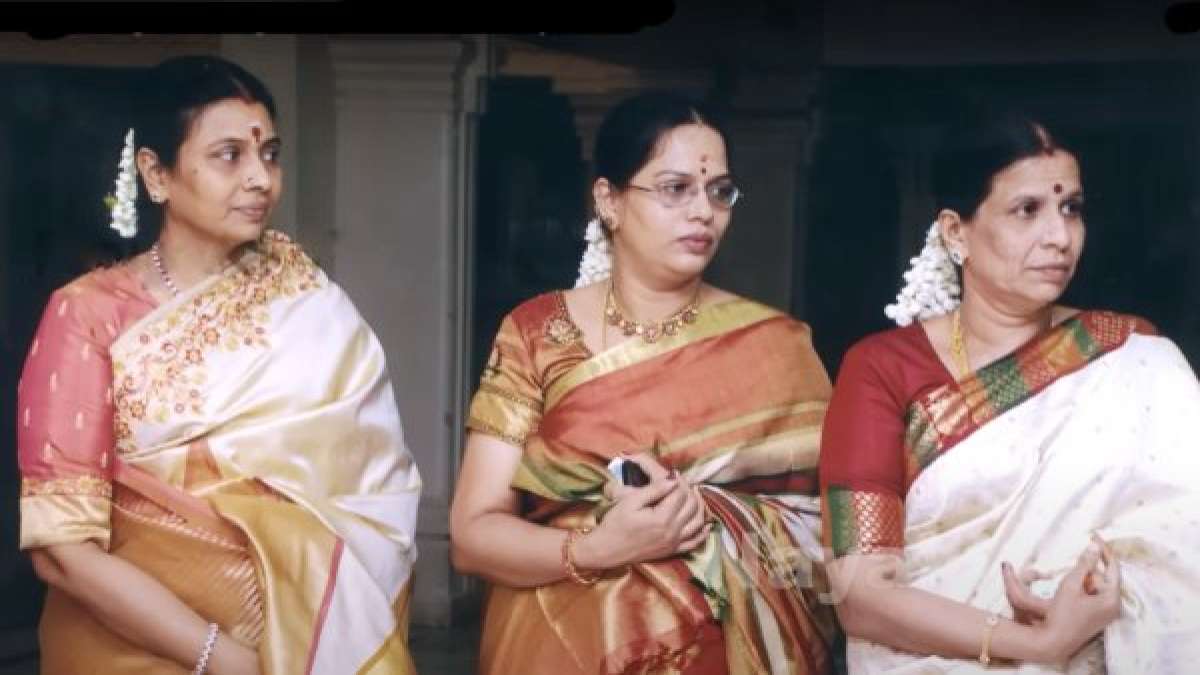 சிறு வயதில் தாயை இழந்த சகோதரிகள்.. அம்மாவாக மாறிய துர்கா ஸ்டாலின் ...