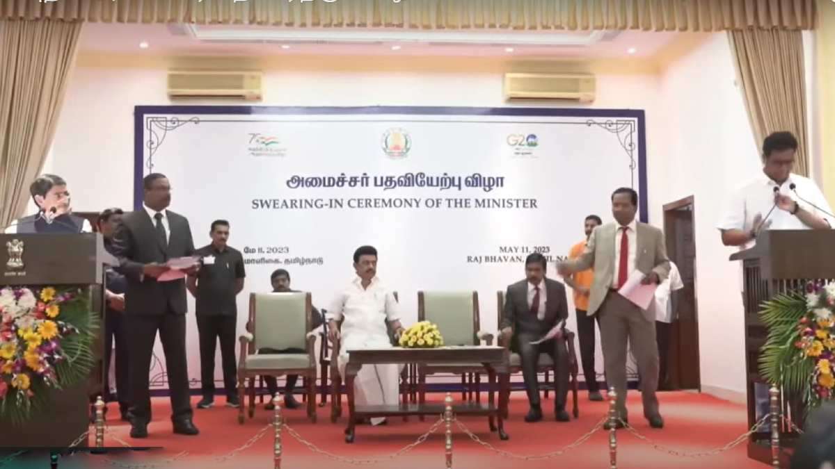 trb raja : மகன் பதவியேற்பதை முதல் வரிசையில் குடும்பத்துடன் அமர்ந்து ...