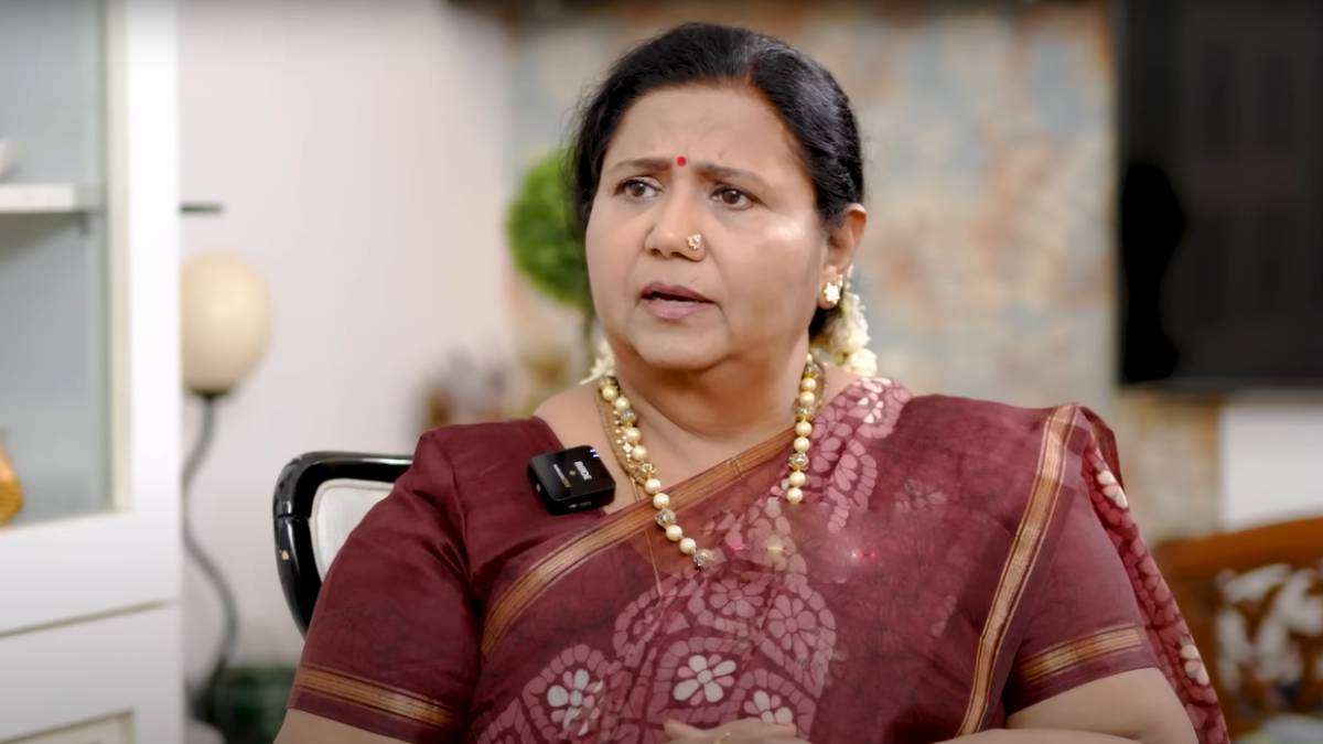 சீக்கிரமா இந்த உலகத்தை விட்டு போயிடனும்.. கேமரா வச்சு பார்க்கிறாங்க ...