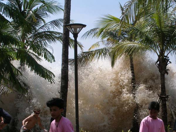 டிசம்பர் 26: இன்று 9வது சுனாமி நினைவு தினம் | Dec 26 is the 9th ...