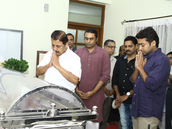 விகடன் குழுமத் தலைவர் பாலசுப்ரமணியன் உடலுக்கு பல்துறைப் பிரபலங்கள் ...