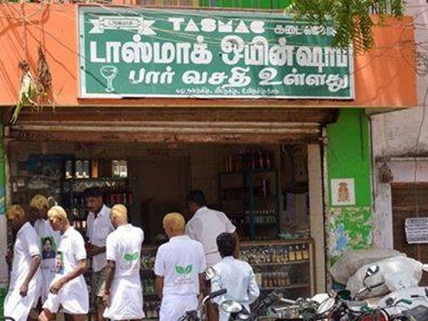 முதல்வரானார் ஜெயலலிதா.. "சியர்ஸ்" சொல்லி டாஸ்மாக் கடைகளில் முண்டியடித்த ...