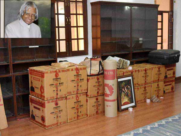 டெல்லி பங்களாவில் இருந்து 204 பெட்டிகளில் ராமேஸ்வரம் வந்த கலாம் ...