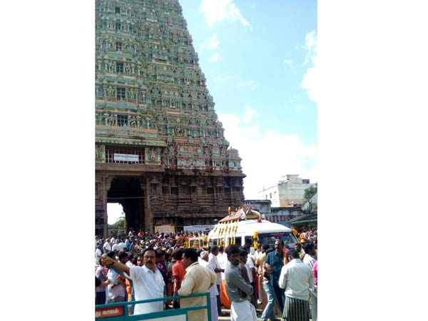 அச்சன்கோவிலில் இன்று மஹோற்சவ விழா - குவியும் அய்யப்ப பக்தர்கள் ...