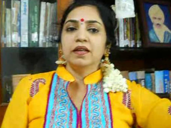 தமிழச்சி தங்கபாண்டியன் அழகோ அழகு.. அவருக்கு வாக்களியுங்கள்.. அட உதயநிதி ...