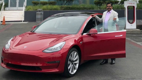செவ்வாய்க்கு போன அதே டெஸ்லா கார்.. எலோன் மஸ்க் நிறுவனத்திற்கு சென்ற ...