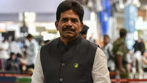 வெற்றிக்கொடி நாட்டிய கேப்டன் தமிழ்ச்செல்வன்... மராட்டிய மண்ணில் தமிழர் ...