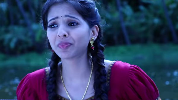Thazhampoo Serial: பாம்பைப் பாருங்க.. என்ஜாய் பண்ணுங்க.. ஆனா எல்லாமே ...
