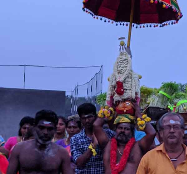 ஏழு ஊர் சப்பரம் திருவிழா... டி.கல்லுப்பட்டியில் முத்தாலம்மனை தரிசிக்க ...