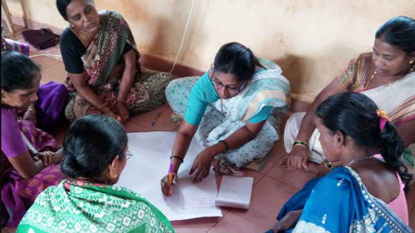 கடன் தொகையை கேட்டு கழுத்தைப் பிடிக்கும் வங்கிகள்.. கடும் நெருக்கடியில் ...