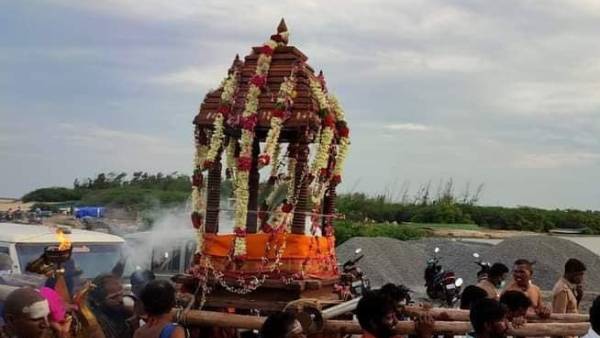 சிவ தொண்டர் அதிபத்த நாயனார் குருபூஜை: தங்க மீனை இறைவனுக்கு அர்ப்பணித்த ...