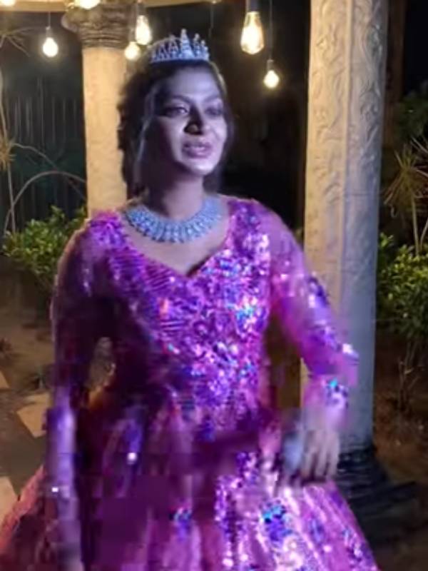 ஜிகு ஜிகு உடையில் இசைவாணி நாட்டிய ராணி ஆக மாறிய தருணம்... மிரண்டு போன ...