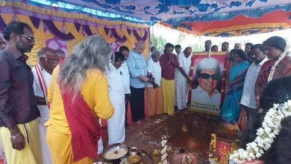 குஷ்பூ, ஜெயலலிதா வரிசையில் எம்.ஜி.ஆருக்கு கோயில்... வேலூரில் பூமிபூஜை ...