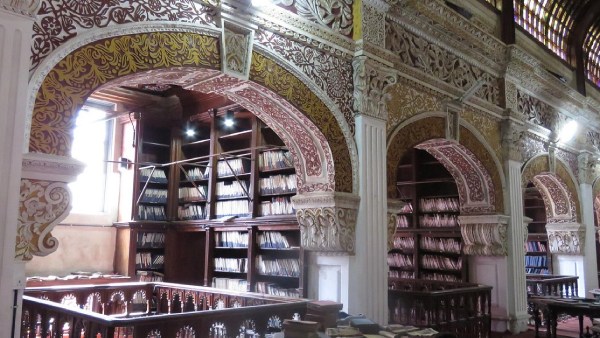 இந்தியாவின் மிகப் பழமையான நூலகம்.. அறிவுசார் சின்னம்.. சென்னை கன்னிமாரா ...