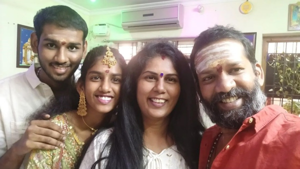 மகிழ்ச்சியோடு முதல் முறையாக குடும்ப புகைப்படத்தை வெளியிட்ட பாபா பாஸ்கர் ...