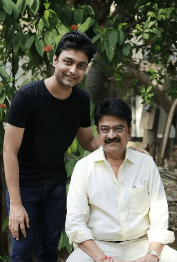 திருப்பூர் சப் கலெக்டரான காமெடி பிரபலத்தின் மகன்! வாழ்த்து மழையில் ...