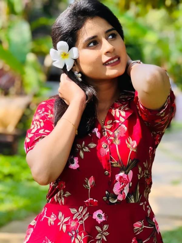 விஜய் டிவி பிரபலத்தோடு பாக்கியலட்சுமி சீரியல் நடிகைக்கு திருமணம்.. மறைத்த ரகசியம் லீக் ...