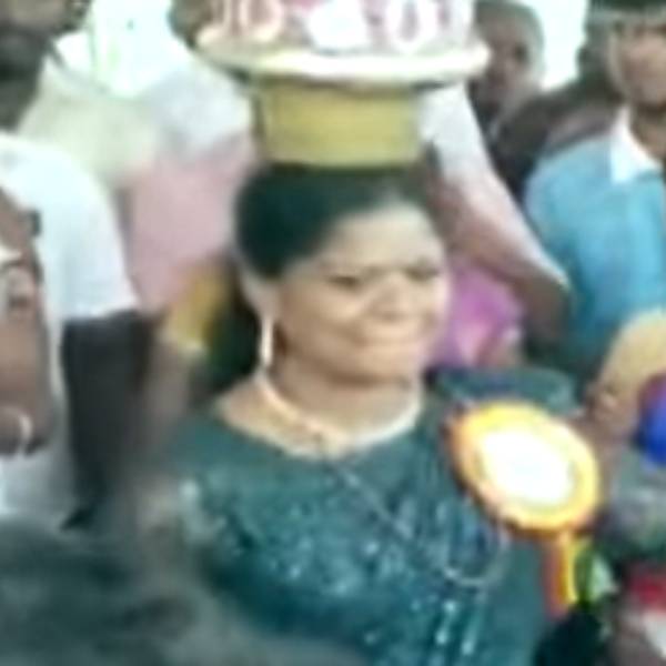 "மல்லிப்பூ வெச்சி வெச்சி".. அடடே இவங்களா, இப்படியா.. எல்லார் ...