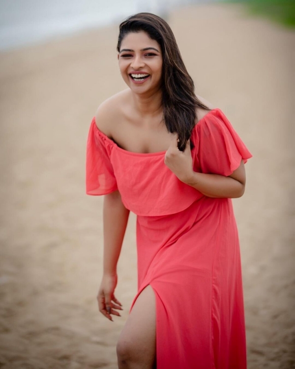 சொன்ன மாதிரியே கம்ப்ளைன்ட் கொடுத்த விஜே மகேஸ்வரி.. இனி தான் பலருக்கு ...