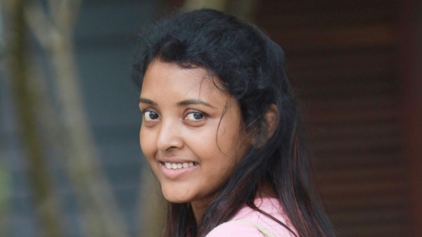 அடுக்குமாடி பங்களா.. ஆபாச வெப்சீரியஸ்.. அரண்டுபோன இளைஞர்.. பெண் இயக்குனர் லட்சுமி தீப்தா கைது ...