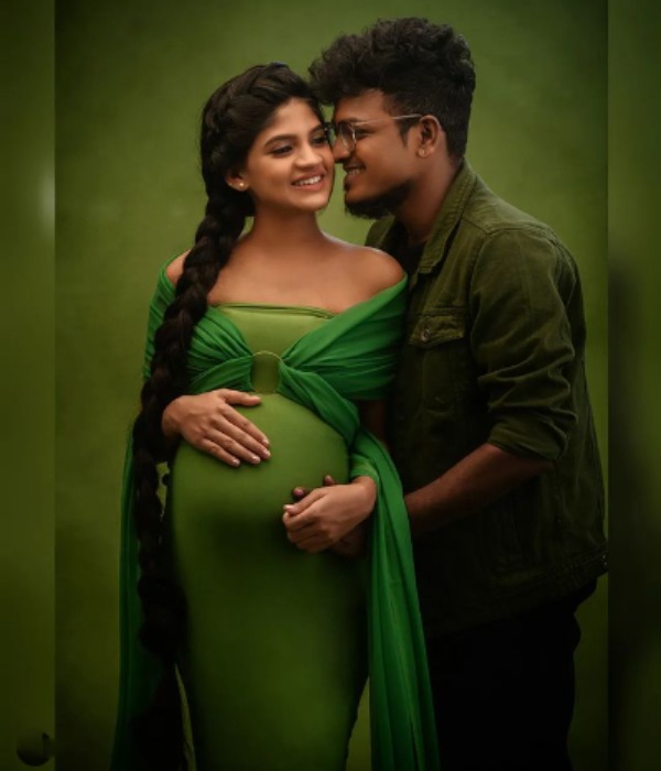 குழந்தை பிறந்து விட்டது..மகிழ்ச்சியை பகிர்ந்து கொண்ட பாடகர் அஜய் ...