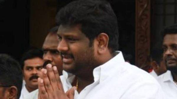 நாசர் மகன் ஆசிம் ராஜா நீக்கப்பட்டதன் பின்னணி? புகார் சொன்னது யார் ...