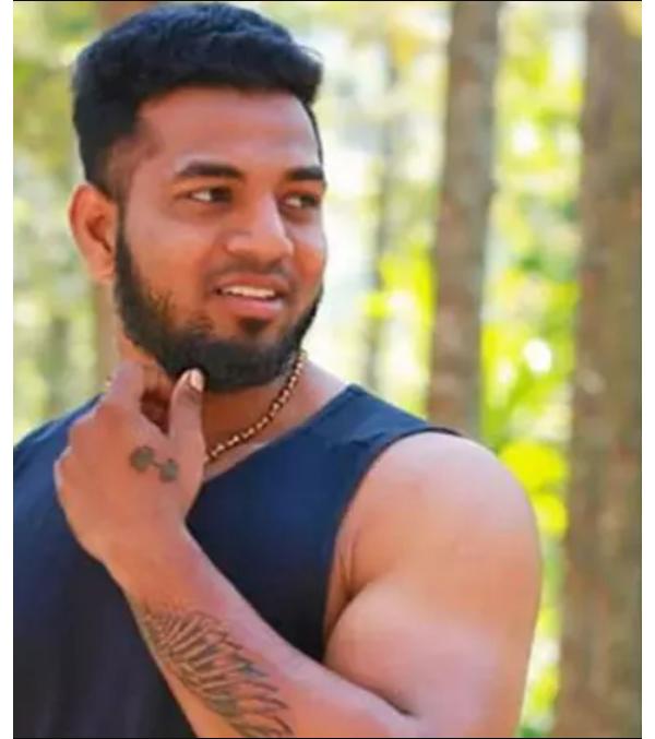 ஜிம்மில் உடற்பயிற்சி செய்யும் போதே ரத்த வாந்தி எடுத்து பயிற்சியாளர் ...