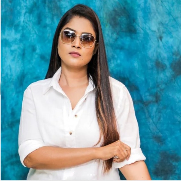 அந்தரங்க வீடியோ கால் செய்ய லட்சத்தில் டீலிங்..தனக்கு வந்த மெசேஜ் பற்றி ...