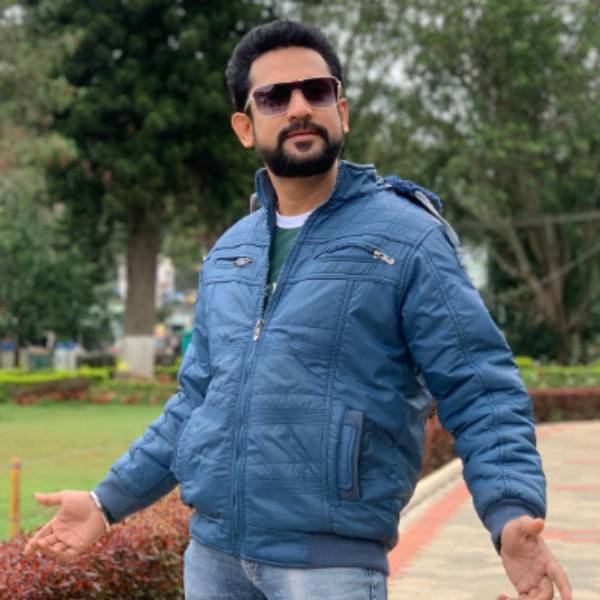 ஆஹா தென்றல் சீரியல் நடிகரின் மகனா இவர்? தோளுக்கு மேல் வளர்ந்துவிட்டாரே ...