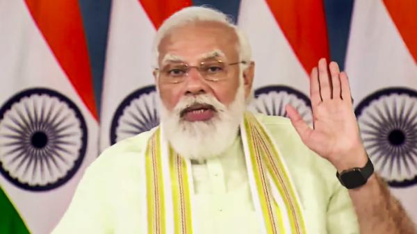 ரவுடிக்கு ‛வணக்கம்’ சொன்ன பிரதமர் மோடி? போட்டோ வெளியிட்டு சாடிய ...