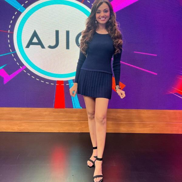 ஏழைகளின் "மயந்தி லாங்கர்".. ஜியோவில் ஐபிஎல் தமிழ் ஆங்கரிங் செய்யும் ...