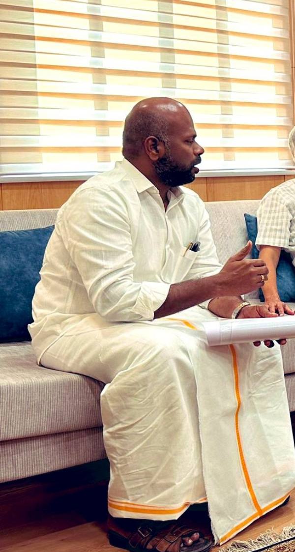 செந்தில் பாலாஜி குறித்து சர்ச்சை ட்வீட்: பாஜக செல்வகுமார் அதிரடியாக ...