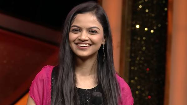 மேடையிலே டிஜே பிளாக்கிடம் காதலை கூறிய பூஜா..ஒரு வழியா வெளிச்சத்துக்கு ...