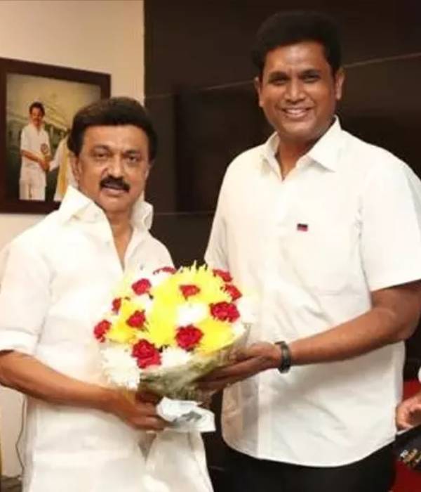 டி.ஆர். பாலு "மருமகள்" சொன்னதை கவனிச்சீங்களா.. அமைச்சராக டிஆர்பி ராஜா ...