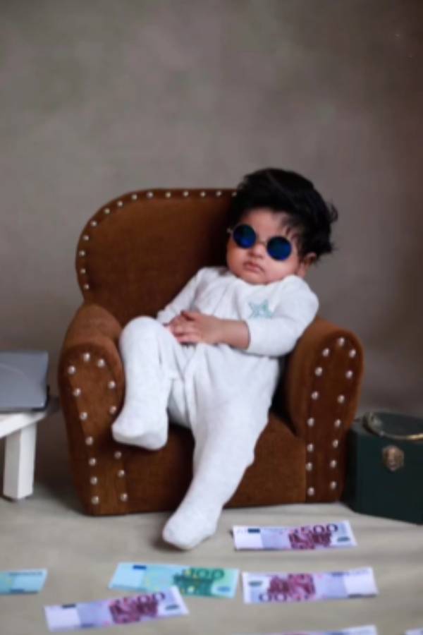 குழந்தையின் முகத்தை காட்டிய சூப்பர் சிங்கர் அஜய் கிருஷ்ணா.. கூடவே ...