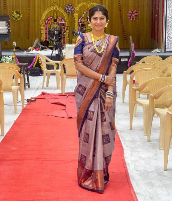 பிக் பாஸ் ஜூலிக்கு இவரோடு தான் திருமணமா? கதையில் ஏற்பட்ட ட்விஸ்ட்..அவரே ...