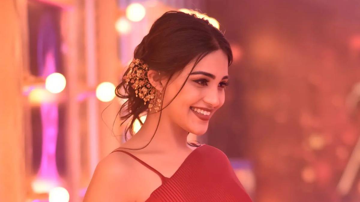 வதந்திகள் வேண்டாம்..இதுதான் உண்மை.. உருக்கமாக பதிவு வெளியிட்ட தமிழும் சரஸ்வதியும் நடிகை ...