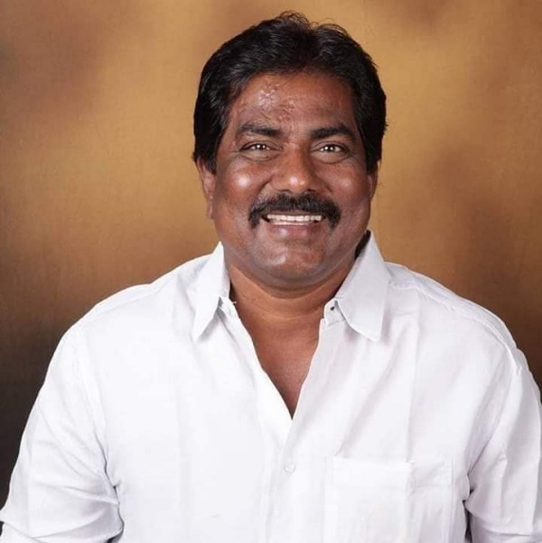 லஞ்சத்தில் திளைத்த 2 சார் பதிவாளர்கள்! வெயிட்டிங் லிஸ்டிற்கு தூக்கி ...