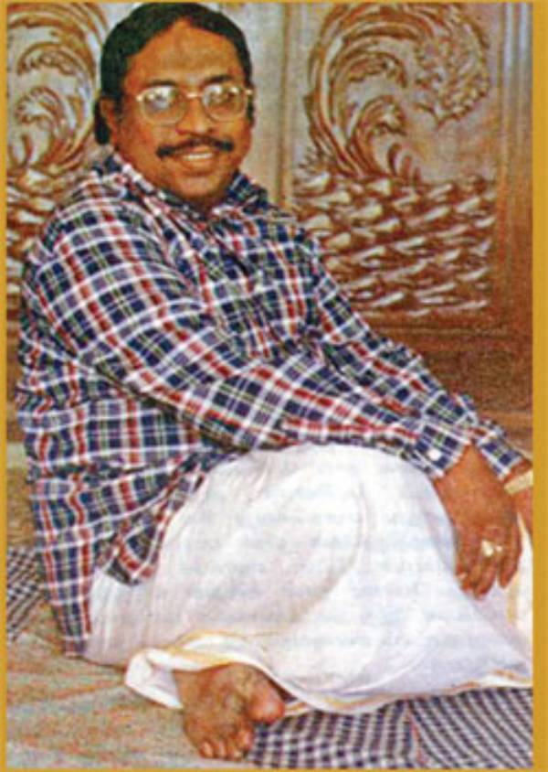 வலம்புரிஜான்..அந்த "மர்ம பக்கம்".. அதைவிடுங்க.. "இதயங்கள் கைகுலுக்குதே ...