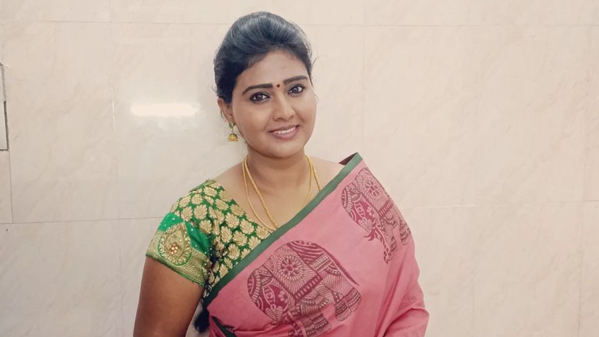 கயல் சீரியல் நடிகை பிக்பாஸ் வீட்டுக்கு போறாராமே! அப்போ சீரியல்ல நடிக்க ...