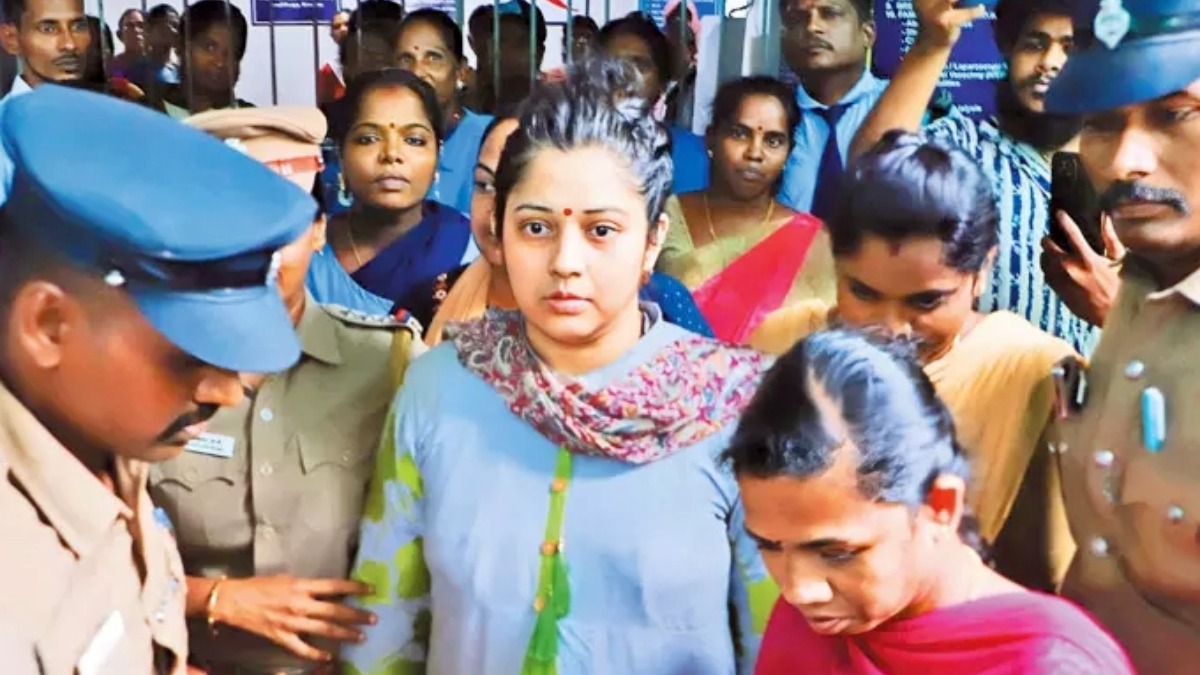 விஜயலட்சுமிக்கு கருக்கலைப்பு செய்தபோது போட்ட கையெழுத்து யாருடையது? யார் ...