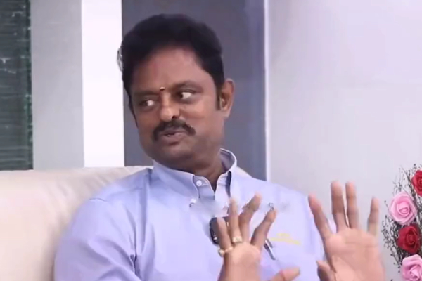 A2B ஓட்டலை டார்கெட் செய்த இந்துத்துவா..கோதாவில் குதித்த கனிமொழி! புது ...