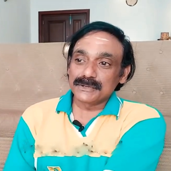 அந்த நடிகர் தான் என்னுடைய அப்பா..அதுக்காக இப்படி சொல்லாதீங்க..கண்ணீரோடு ...