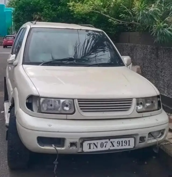 ஜெயலலிதாவுக்கு சொந்தமான டாடா சஃபாரி கார் விற்பனைக்கு! விலை எவ்வளவு ...